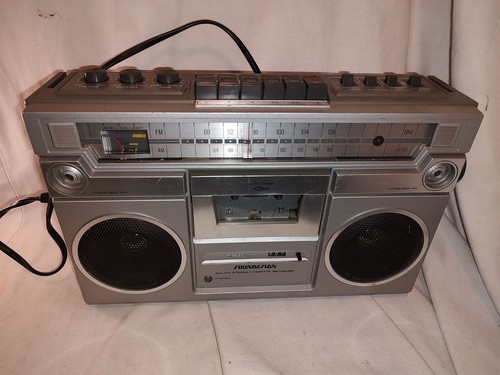 Soundesign 4646 AM FM Radio Boombox Vintage 1980s Boom Box Stereo ...