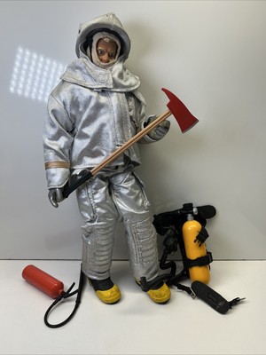 Hasbro GI Joe Navy Crash Crew Firefighter Action Figure 1/6 2001 - READ ...