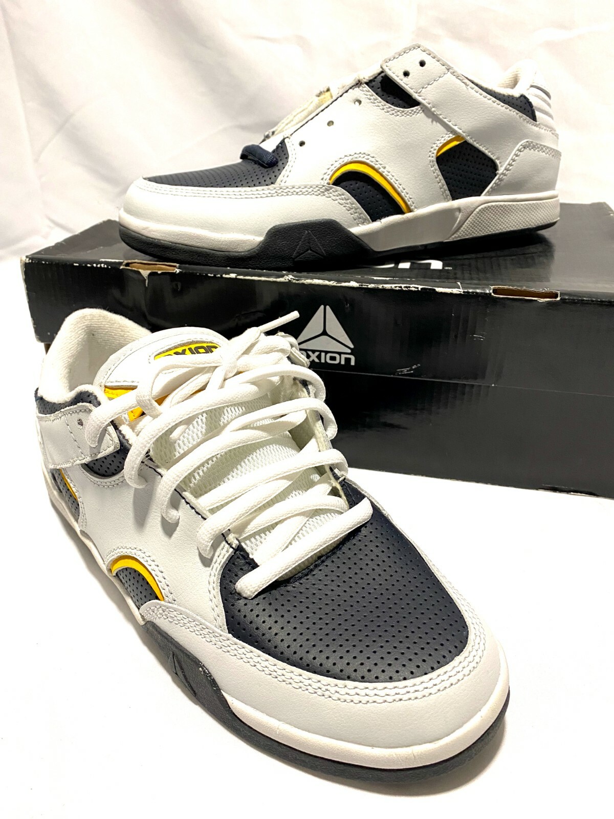 Rare Axion skateboarding shoes | eBay