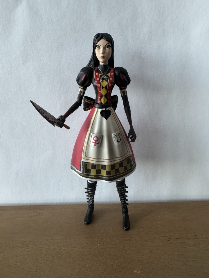 Diamond Select Alice Madness Returns Action Figure Doll with Knife | eBay