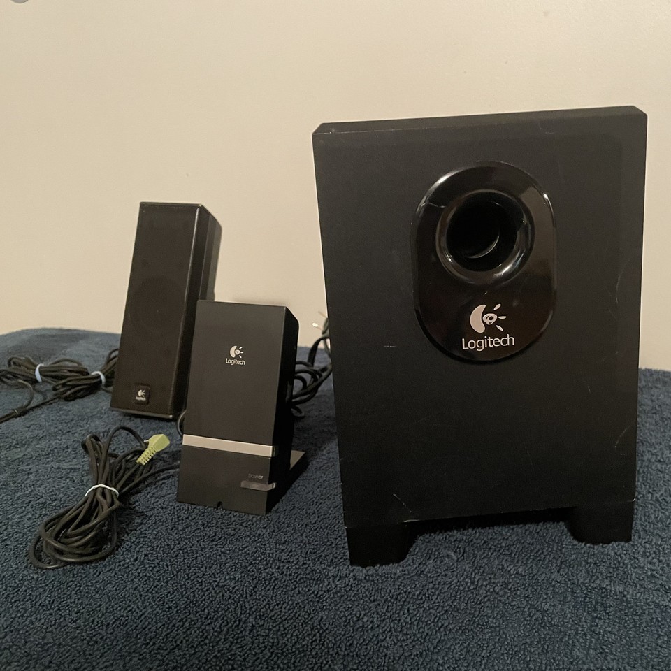 Logitech X-240 Computer Speaker System and Sub Woofer With Installation ...