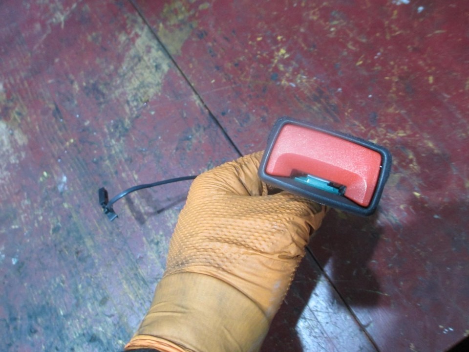 AUDI A3 2023 BUCKLE FRONT LEFT OR RIGHT SIDE 8Y0857755 | eBay UK