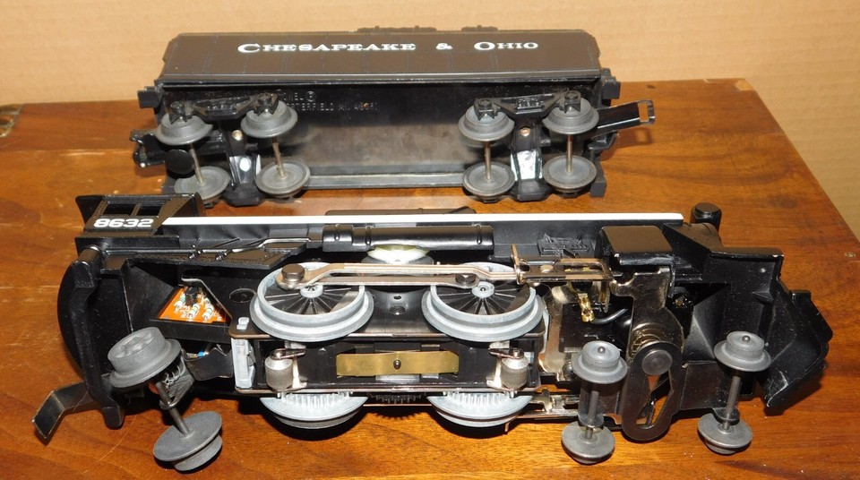 LIONEL 4-4-2 Steam Locomotive ~ CHESAPEAKE & OHIO ~ Rd# 8632 - O-27 | eBay