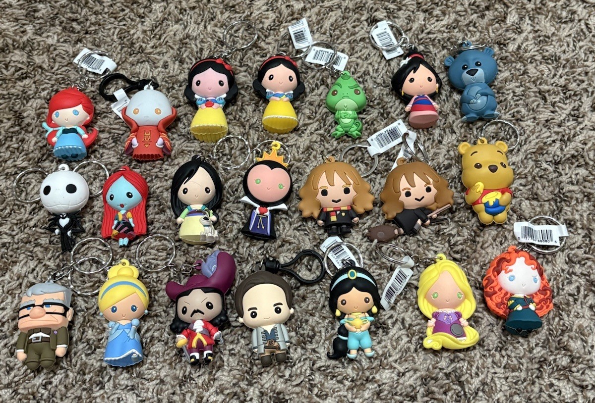 Disney Mixed Lot Of 21 3D Figural Keychains And DnD Keychains | eBay
