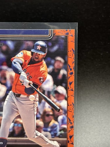 2025 Topps Series 1 Team Logo Border Variation Yordan Alvarez Astros SP ...