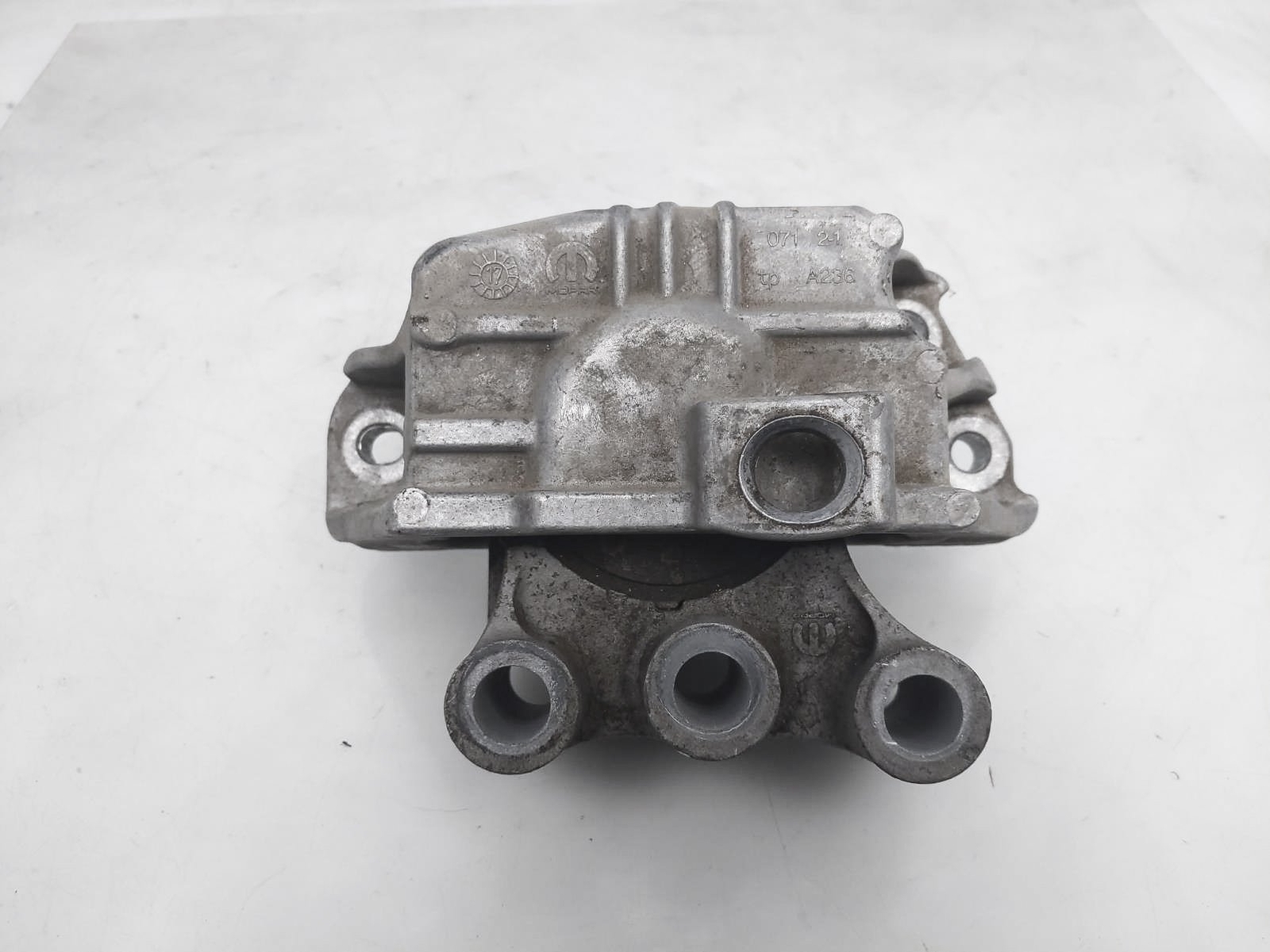 2015 2016 2017 2018 Jeep Renegade Passenger Engine Mount Damper ...