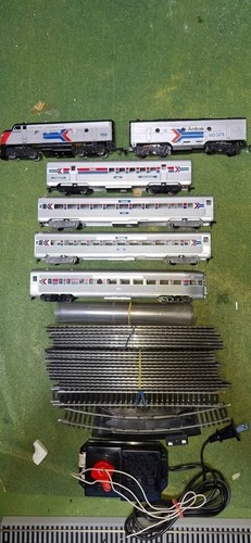 Amtrak HO Scale Passenger Train Set w/Track and Transformer | eBay