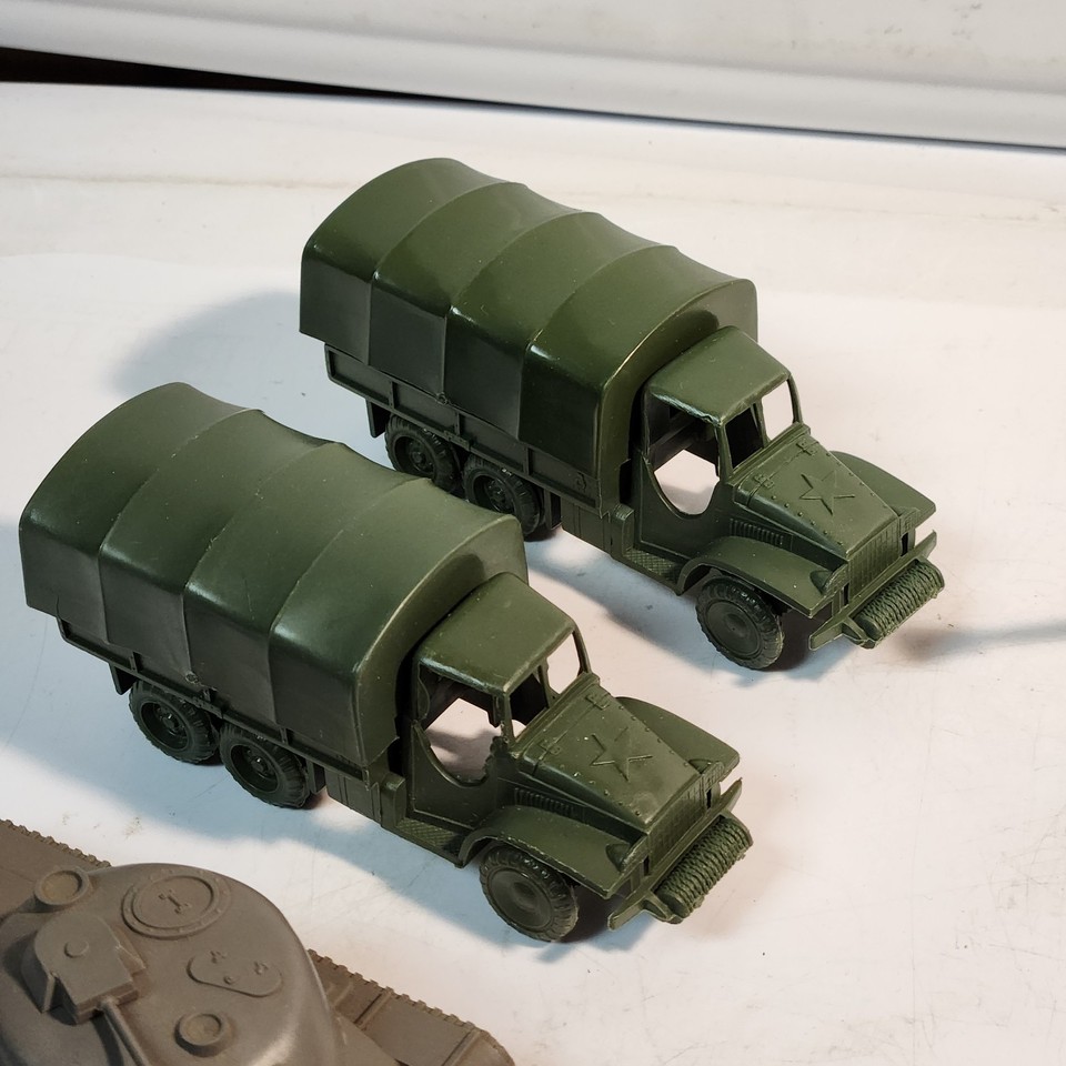 BRUMBERGER WW2 SPECIAL FORCES PLAYSET PARTS LOT GRAY & GREEN VEHICLES ...