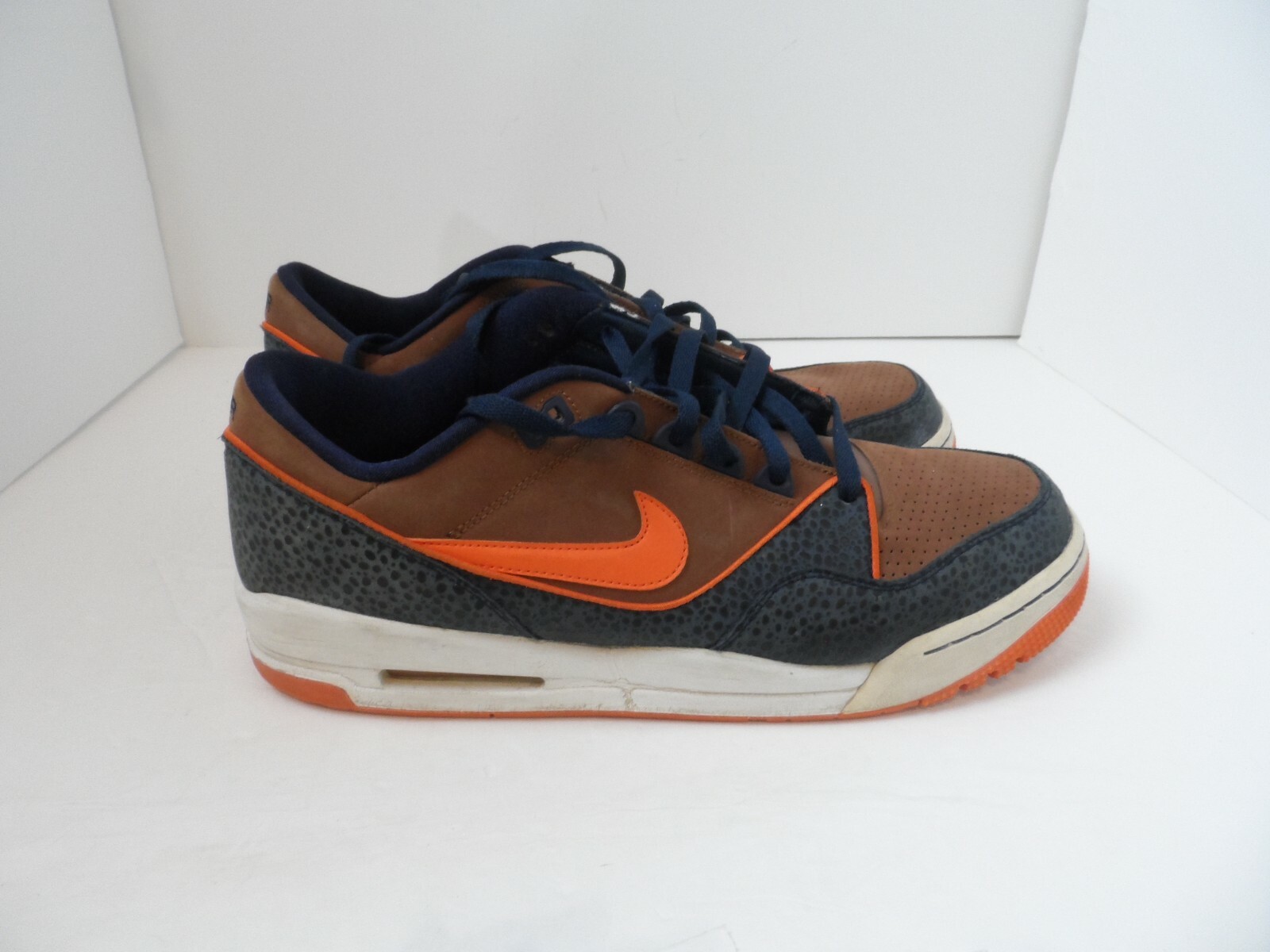 RARE Nike Air Assault Low Rustic Orange Blaze Navy 31… - Gem