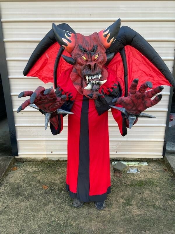 Dark Diablo Creature Reacher Halloween Costume. - Gem