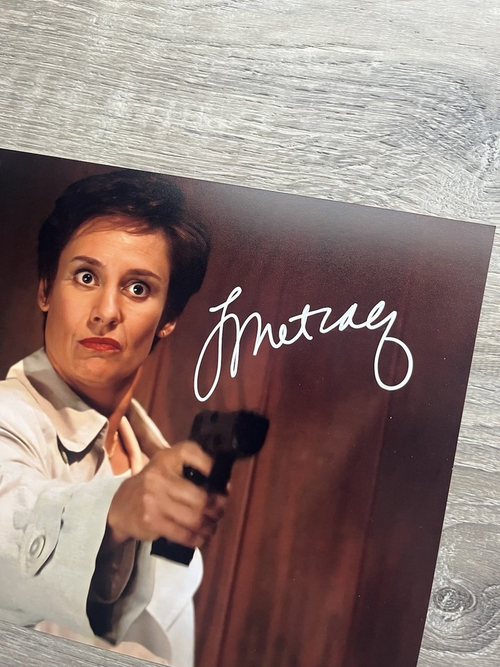 Laurie Metcalf Signed Scream 8x10 Photo Beckett COA Ghostface Mrs ...