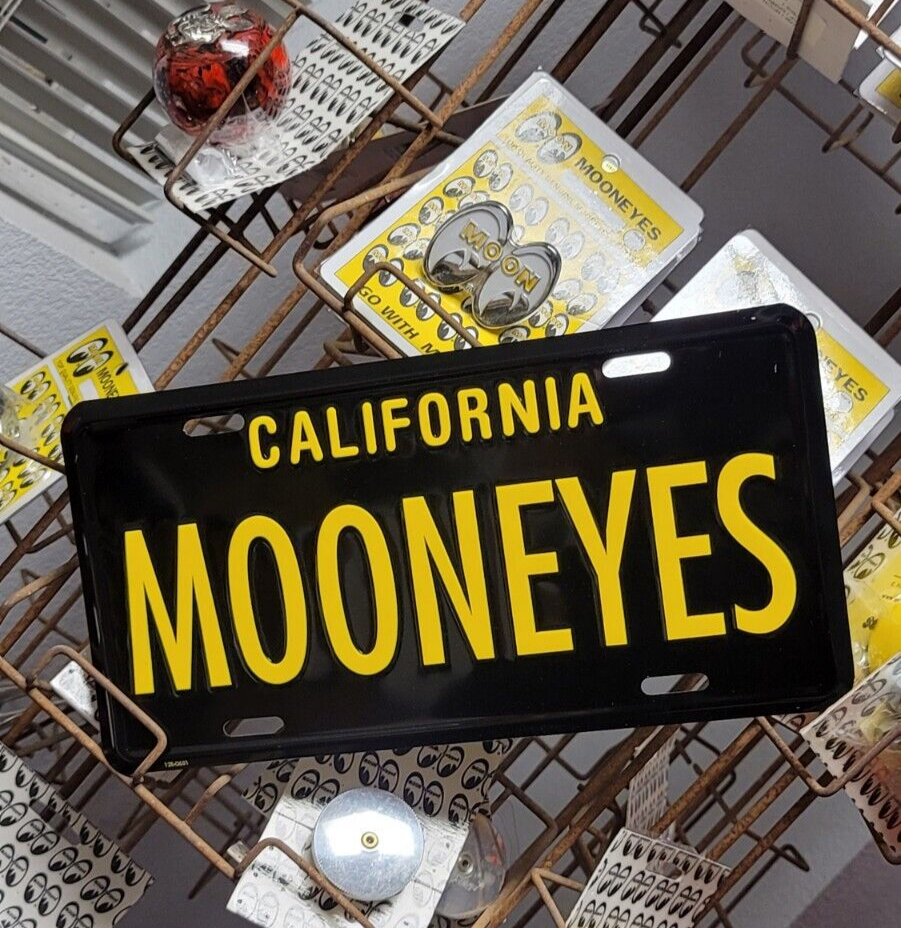 MOONEYES Embossed LICENSE PLATE Custom Auto HOT ROD Gasser V8 Drag ...