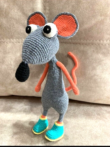 AMIGURUMI KNITTED DOLL TOY MOUSE SONIA HANDMADE FOR SHOWER for girls ...