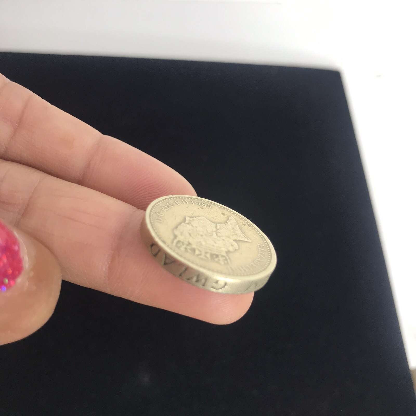 RARE 1985 UPSIDE DOWN EDGE ERROR ONE POUND ELIZABETH II COIN | eBay