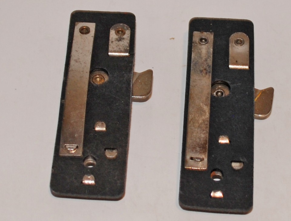 2 Lionel UTC Universal Lockon ~ Fits O O-27 Standard Gauge Track, Power ...