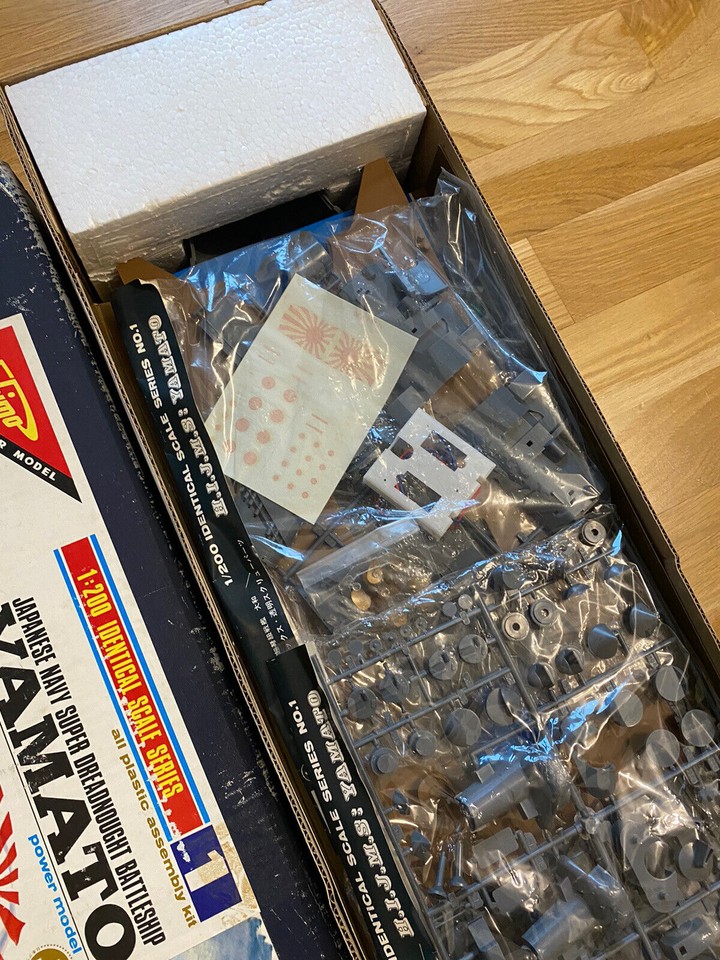 NICHIMO 1/200 Complete Scale Model Battleship Yamato Plastic model ...