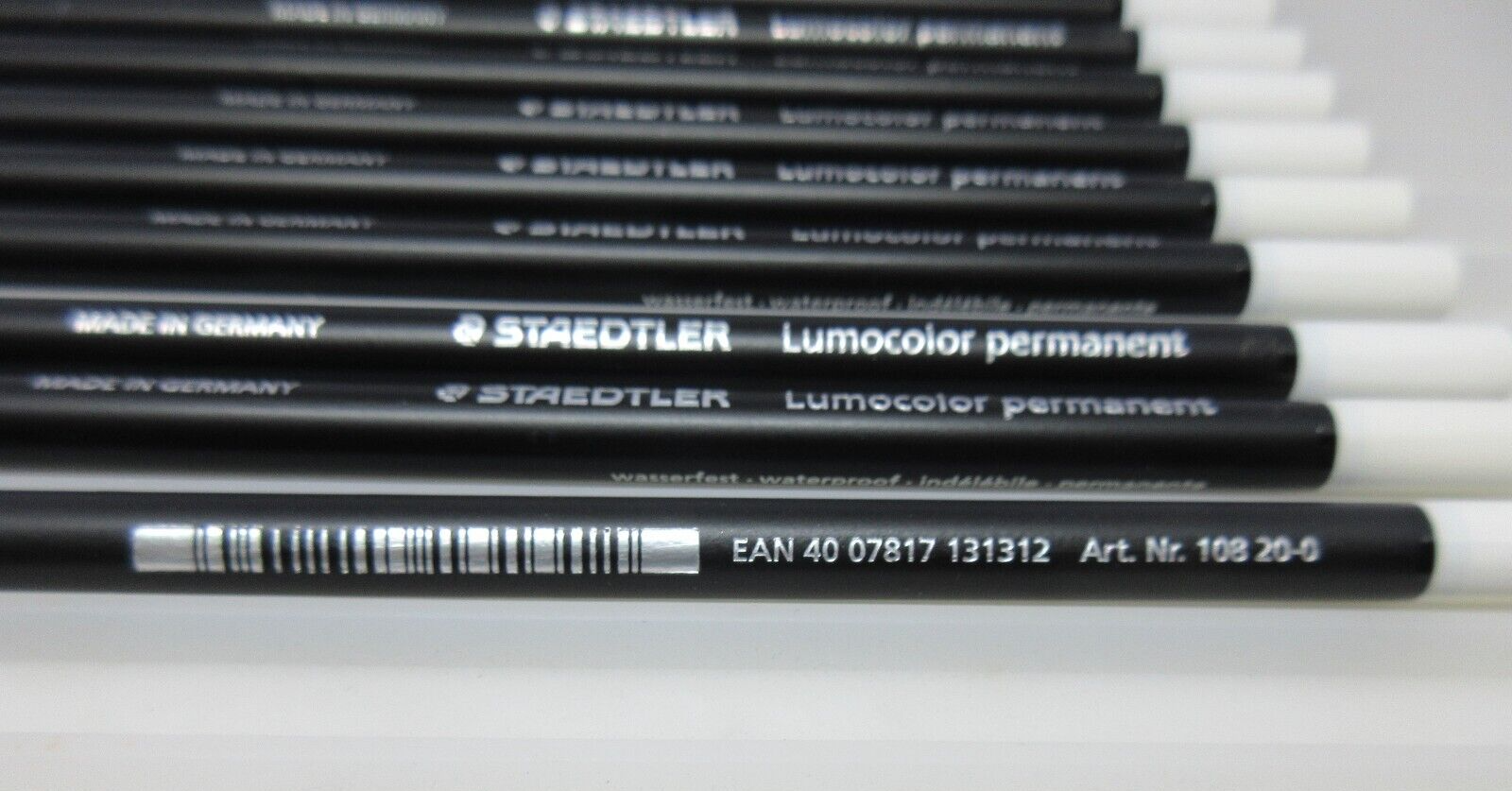 36 x WHITE WITH BOX Staedtler Glasochrom Chinagraph Lumocolor Permanent ...