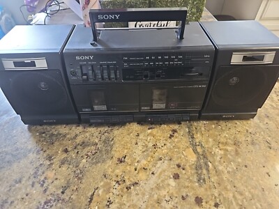 Sony Radio Cassette Player Boombox CFS-W350 | Vintage
