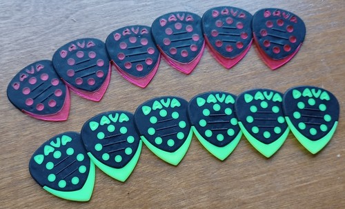 DAVA Control grip tips Guitar PICKS (Reg size) -6 Gel - 6 Nylon | eBay