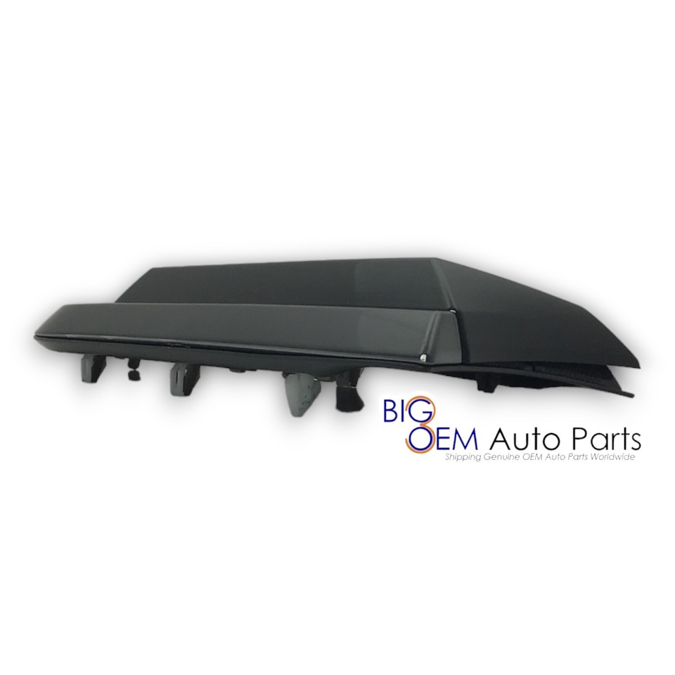 24-25 GMC Sierra 2500 3500 6.6L V8 Passenger Side Fender Emblem OEM ...