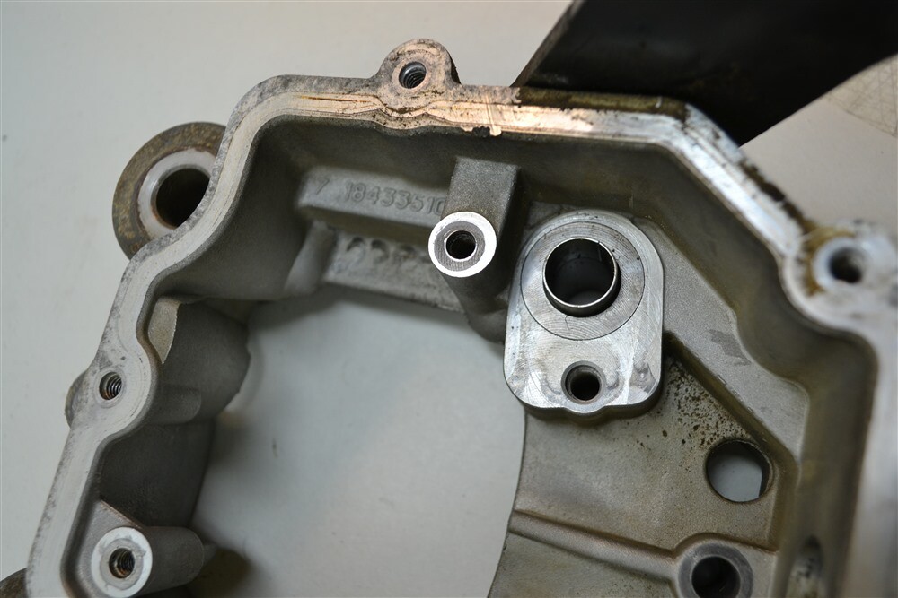 2005 Ford 6.0L Powerstroke Diesel Rocker Arm Box 1843351C2 05 F250 F350 ...