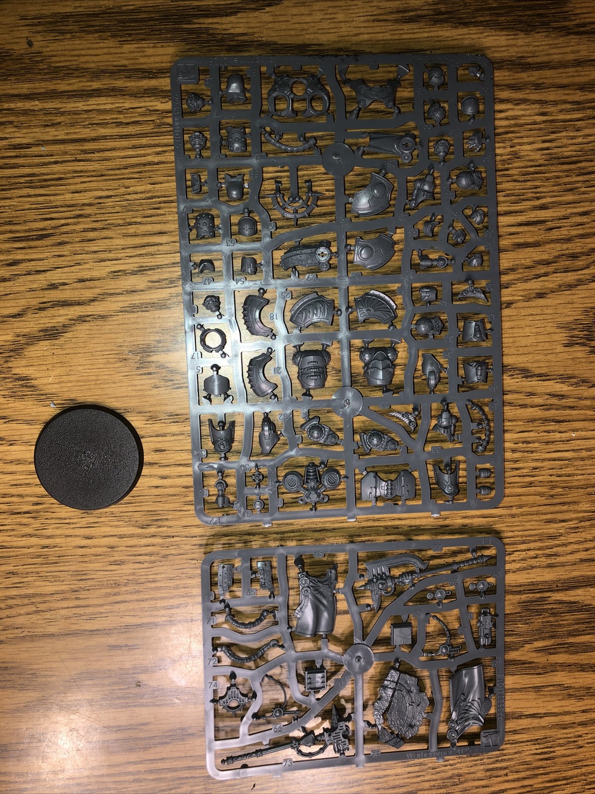 Warhammer 30k Horus Heresy Saturnine Praetor Axe/Hammer NEW | eBay