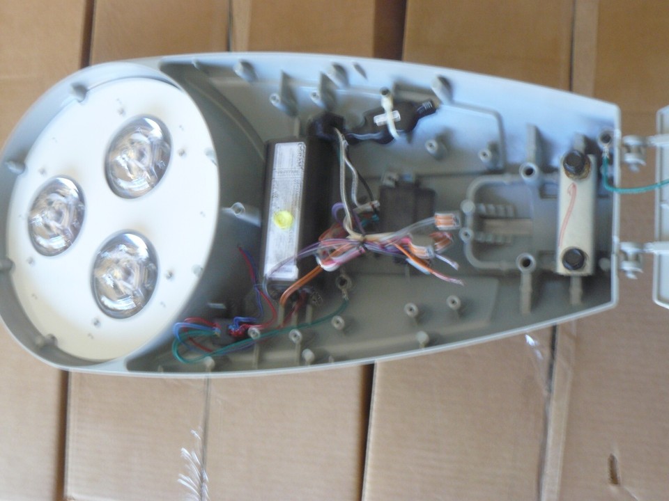 Acuity Autobahn ATBM D MVOLT R3 MP P7 NL American Electric Lighting 95 ...