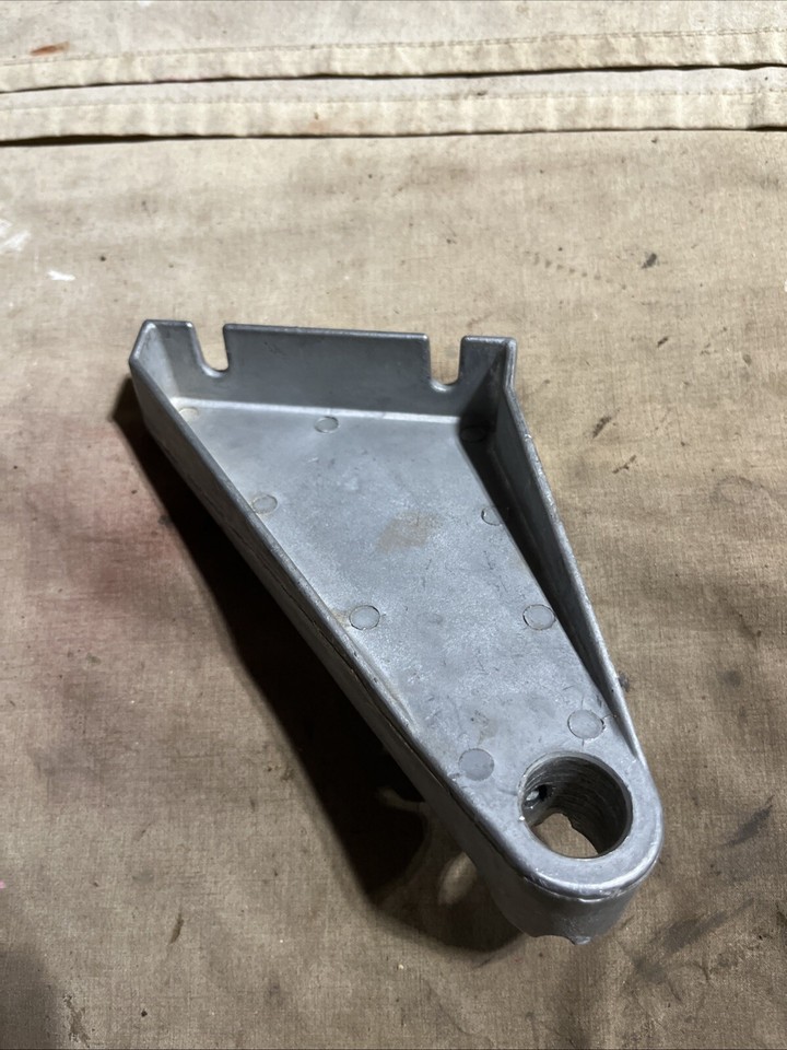 Craftsman 113.. Belt Drive Table Saw Blade Guard Support Spreader ...