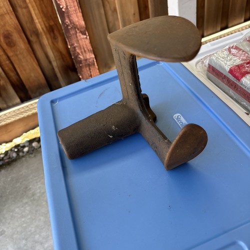 Old Cast Iron Three-Footed Cobblers Shoemaker Anvil Tool Shoe Shine ...
