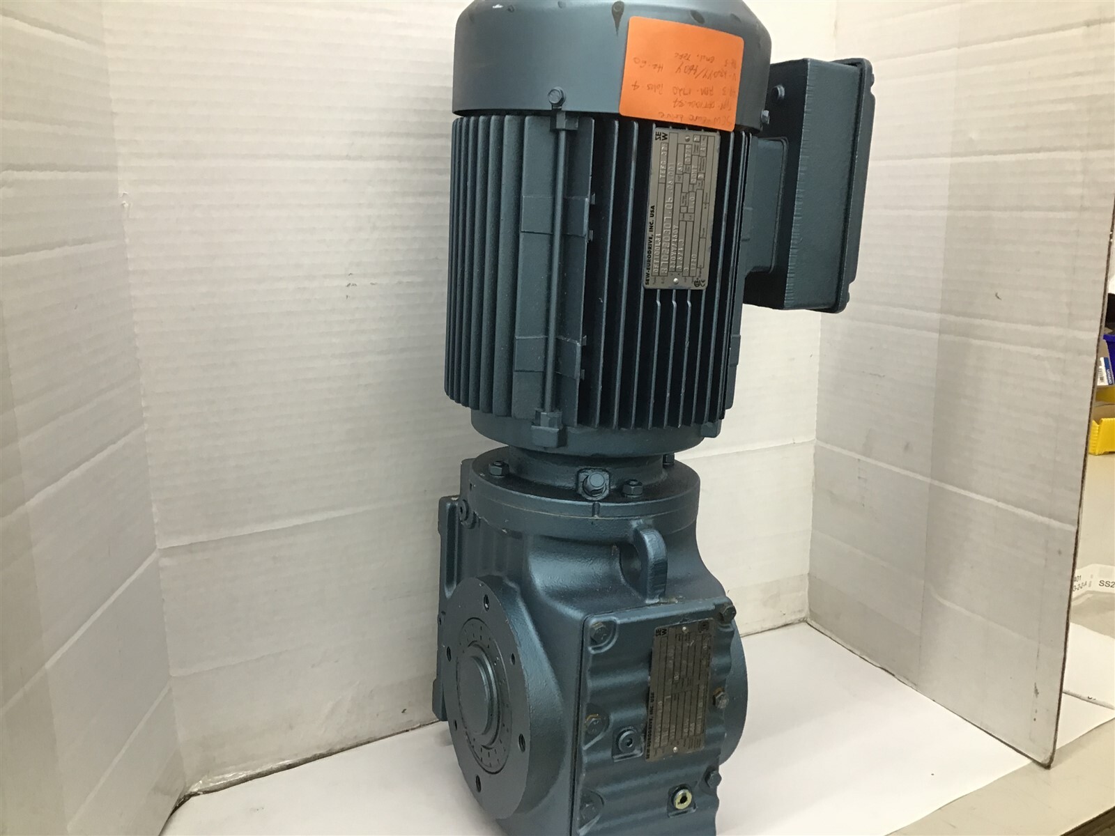 Sew-Eurodrive DFT100L34 3 HP Gear Motor 1800/49 RPM 4P 230/460V 3480:1 ...