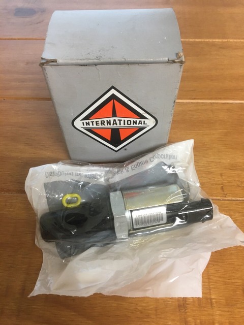 International Dt466 IPR Valve 1878571C95 OEM Old Stock for sale online ...