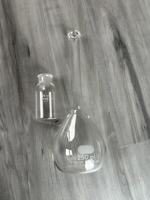 PYREX Glass 250 mL Volumetric Flask #5581 And 30 mL Vial USA | eBay