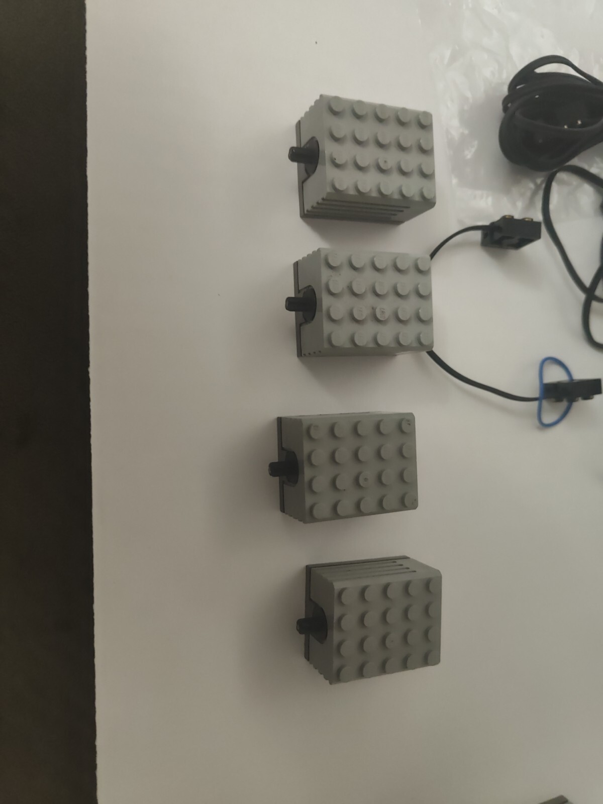 LEGO TECHNIC: 9V Motor Set (8720) Plus 3 Extra Motors Extra Wires | eBay