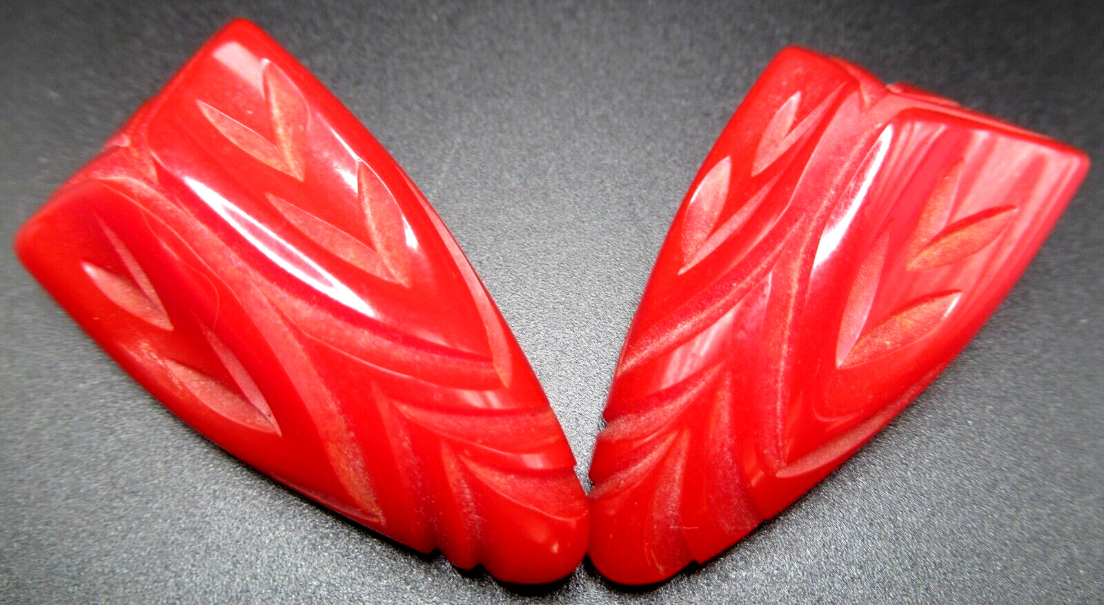 Set of Carved Cherry Red BAKELITE Vintage Dress Clips - Gem