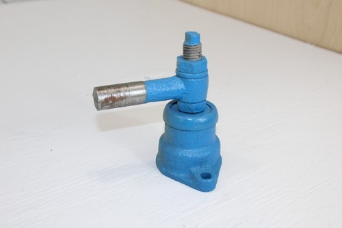 Crusader Engine Front Single Mount Bracket | eBay