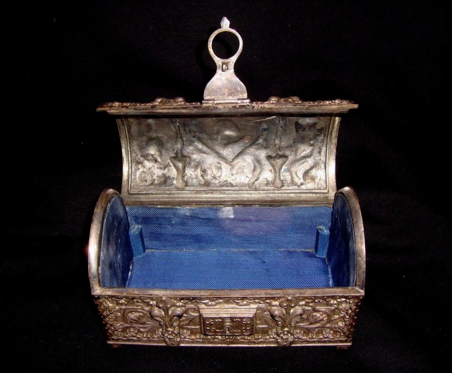 Vtq Heavy French Floral Silver Plate Handle Trunk Treasure Chest ...