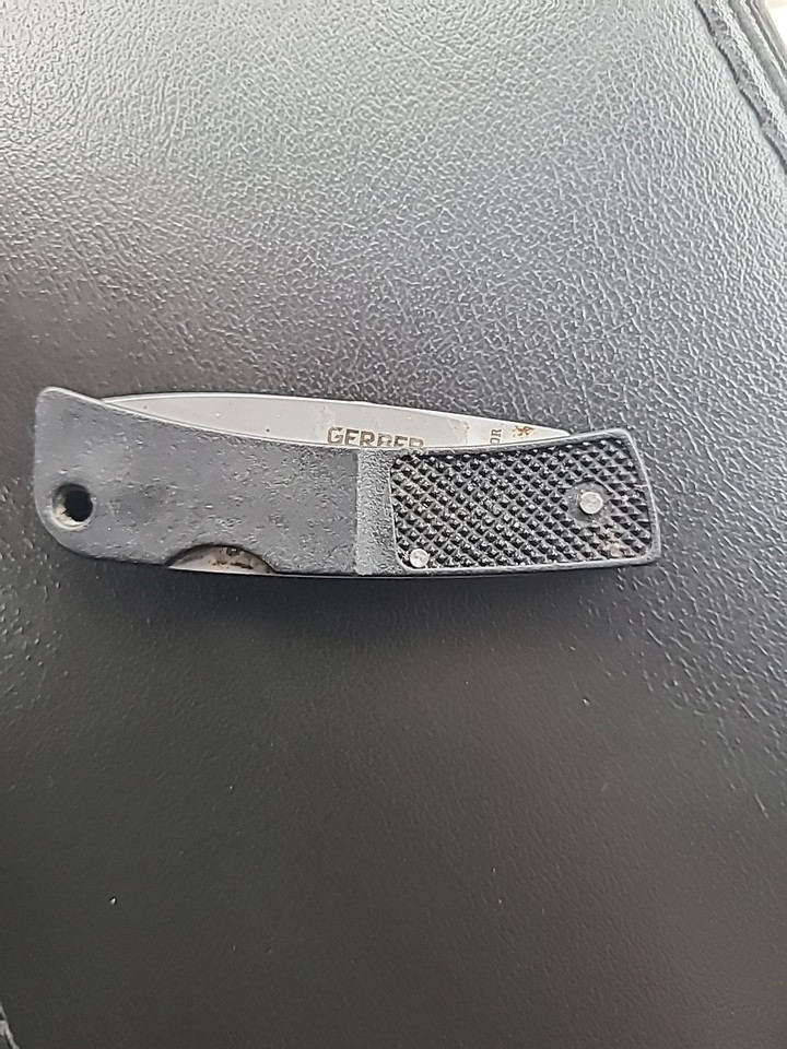 Gerber 300 Ultra Light Vintage Single Blade Lockback Folding Pocket ...