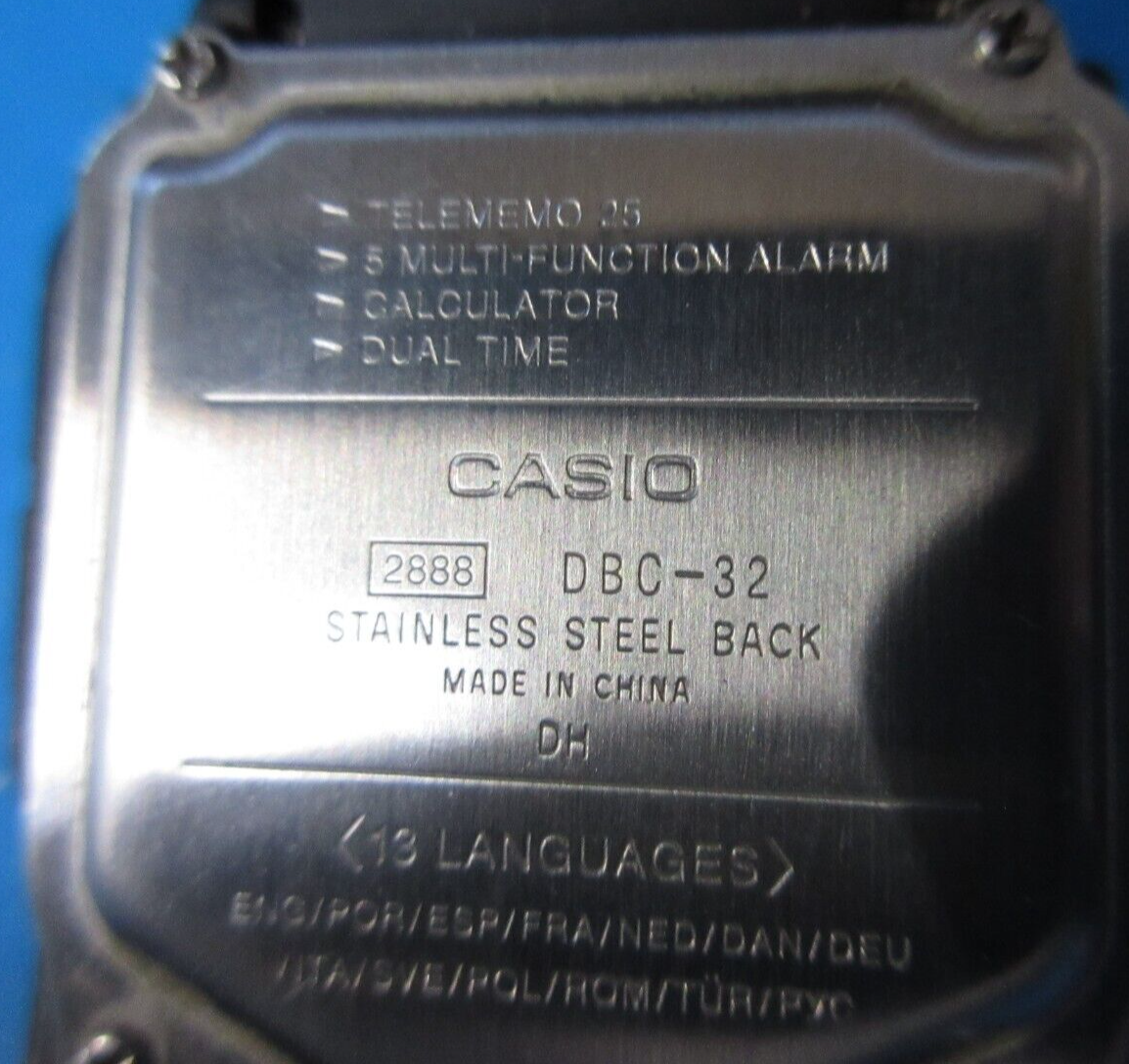 CASIO Vintage Watch 2888 DBC-32 Data Bank Illuminator Calculator ...