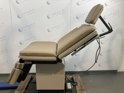 Midmark 411 Power Programmable Procedure Table Exam Chair #411-003 Top ...
