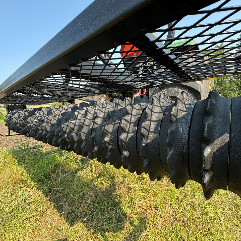 Field Tuff 6 Feet 3 Point Cultipacker, Cast Iron Wheels, 72 Inch ...