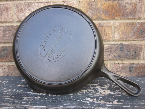 Vintage Martin Range & Stove Co Cast Iron 8 Hamburger Logo Skillet ...