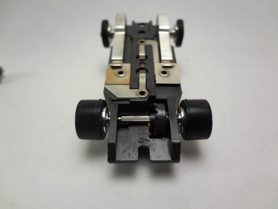 ORIGINAL AURORA "TUFF ONES" OPEN RIVET T-JET CHASSIS - REALLY NICE - A ...