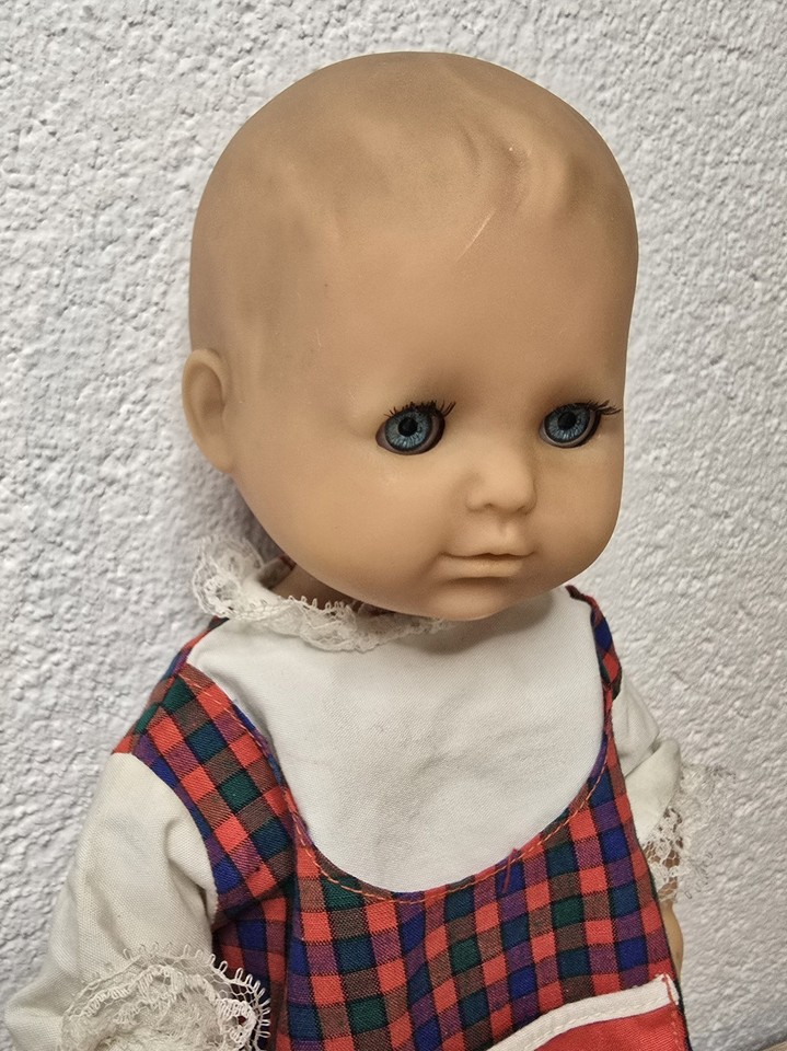 Simpatica bambola di plastica Zapf Doll 28 cm occhi addormentati da ...