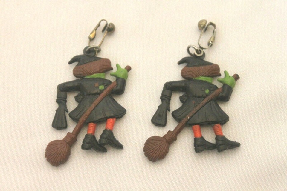 Vintage Halloween WITCH Green Face Black Hat Holiday Dangle Moveable ...