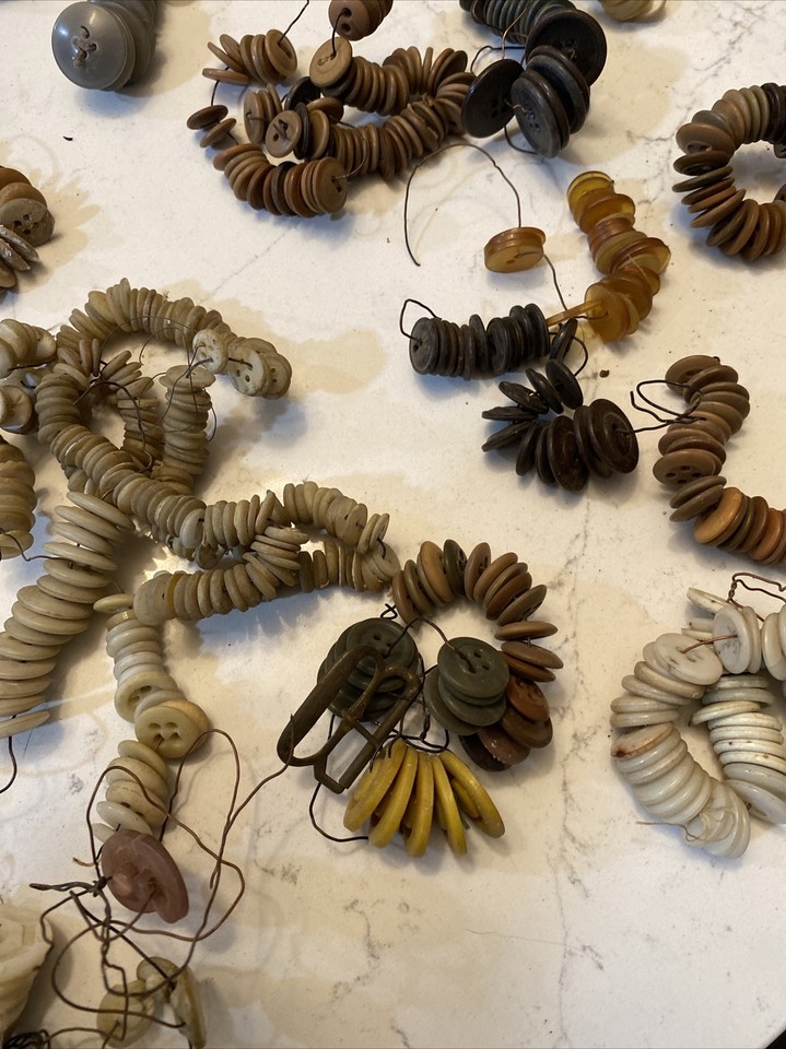 HUGE LOT ANTIQUE VINTAGE BUTTON Tiny To Huge | eBay