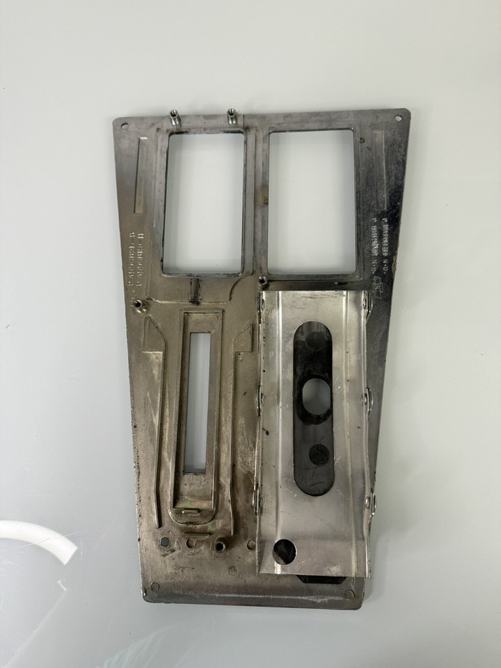 3996821 OEM 72-76 Chevrolet Corvette C3 Automatic Center Console Plate ...