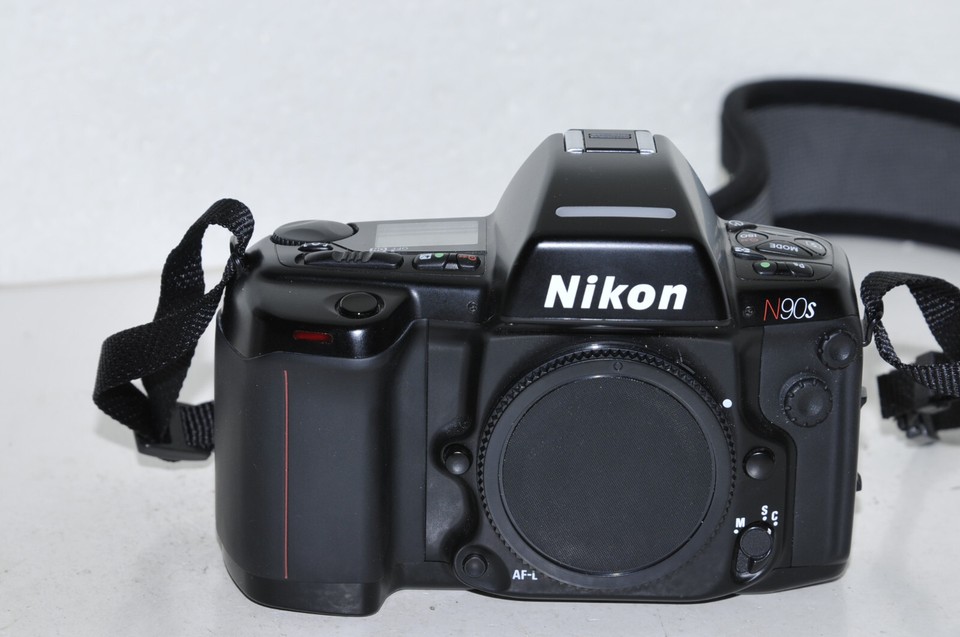Nikon N90s, last of the great Nikon film cameras, w/ strap & body cap ...