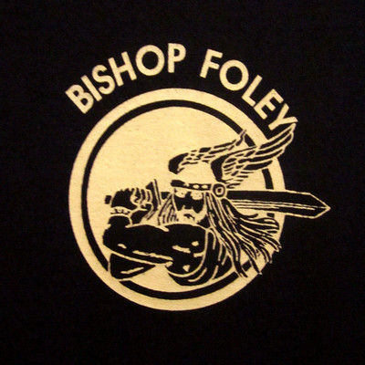 BISHOP FOLEY med T shirt high school Catholic tee Detroit VENTURES ...
