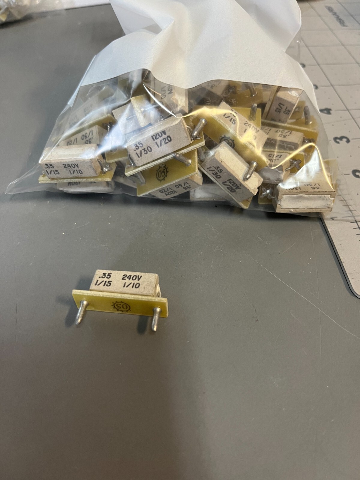 KB/KBIC DC Motor Control Plug-In HP Resistor 120v .35 1/30-1/20 1/15 ...