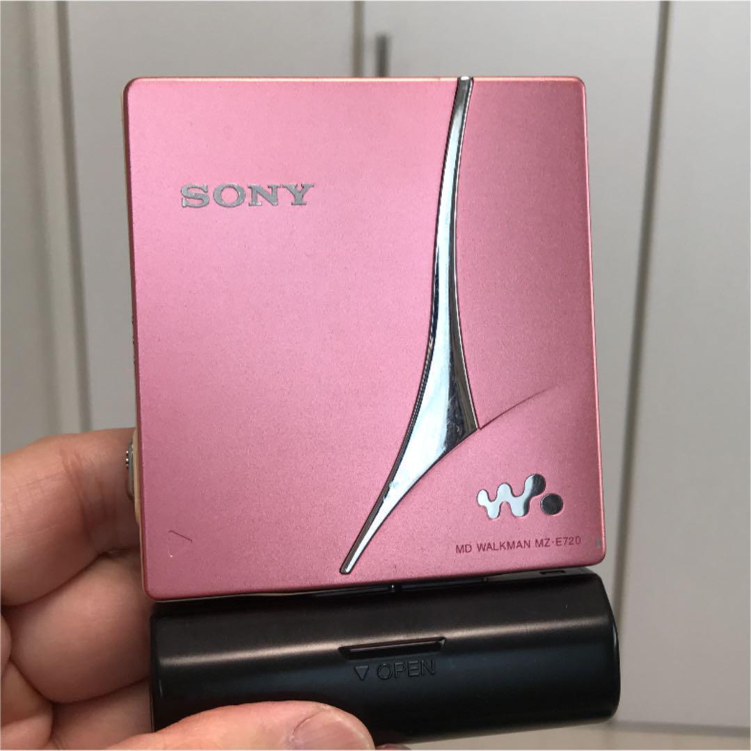 SONY Walkman MZ-E720 Portable MD Mini Disc player Pink with SONY Walkman MZ-E720 Portable MD Mini Disc player Pink with